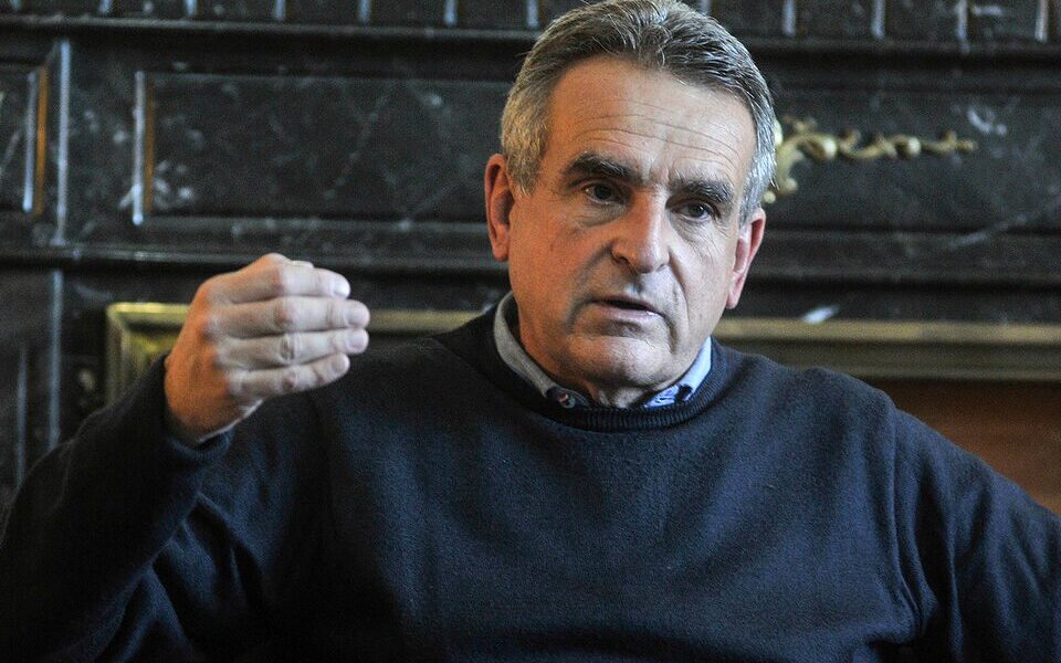 Rossi dijo que Milei es “un canalla de candidato a presidente ...
